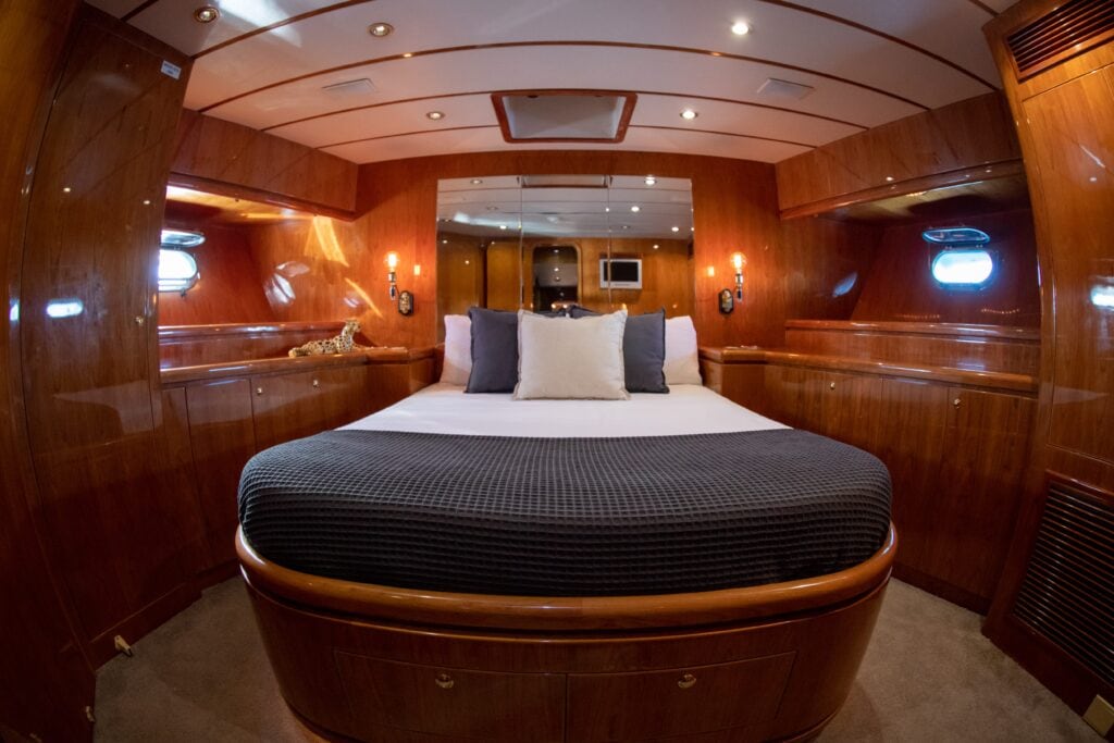 SALT Boat Hire - Lifestyle Charters